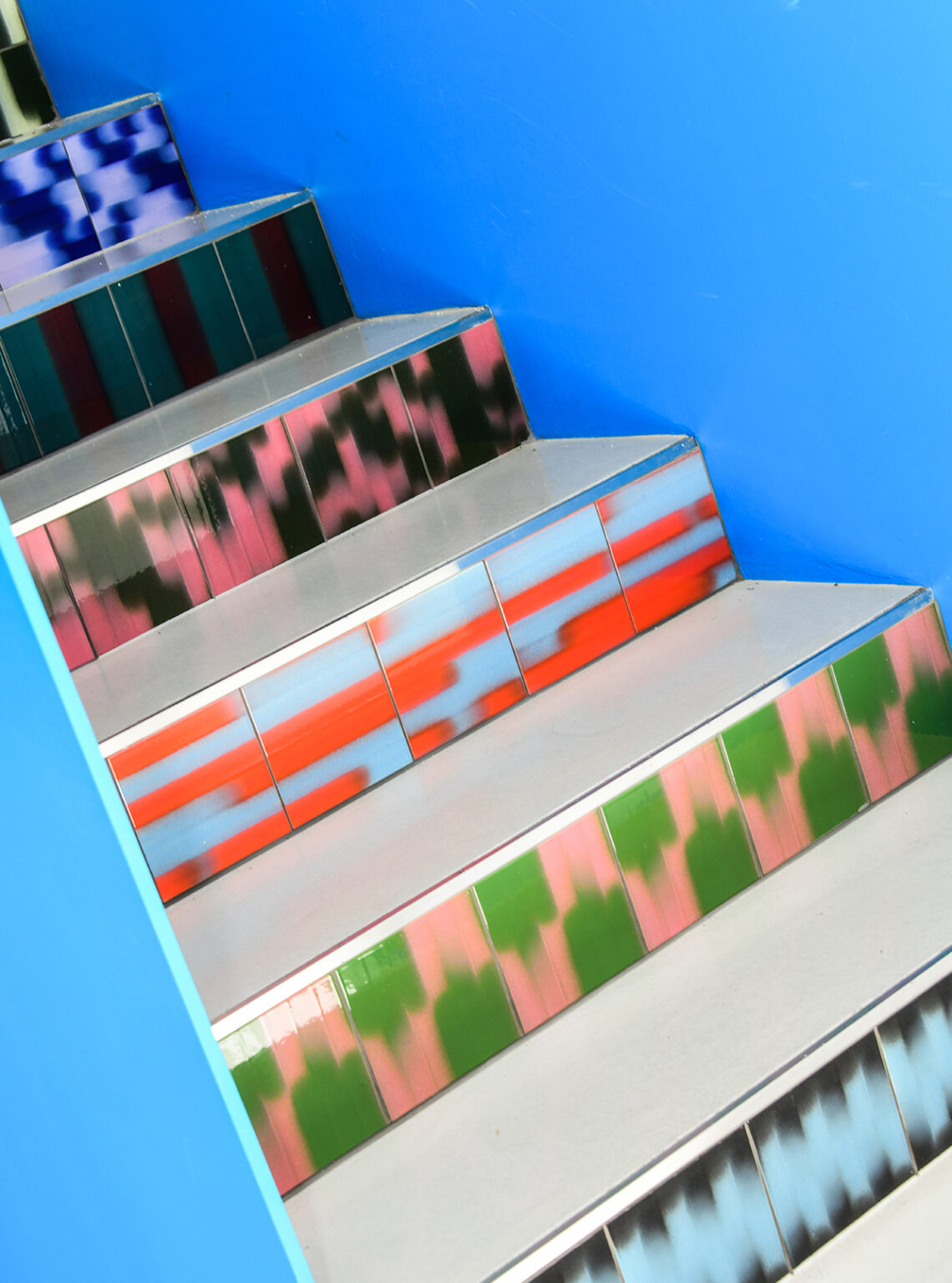 Meet the Duo Making Psychedelic-Patterned Ceramic Tiles With a Machine ...