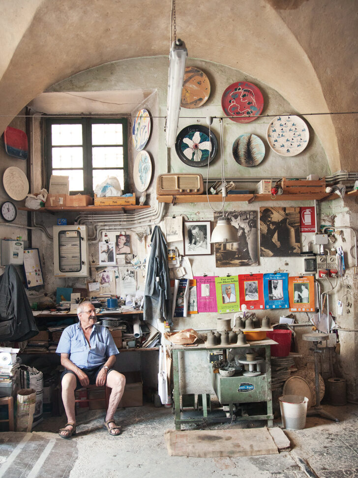 FuturistCeramics_2 - Sight Unseen