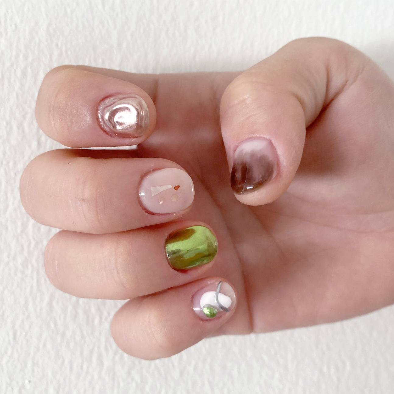 EDITORS' LIST - Sight Unseen