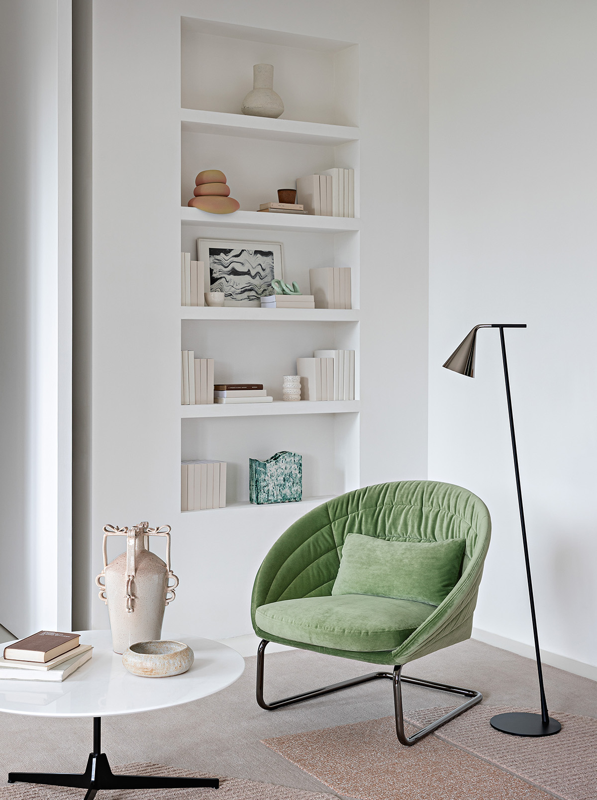 Saba's New Collection, Photographed in a Greenery-Filled Italian Villa ...