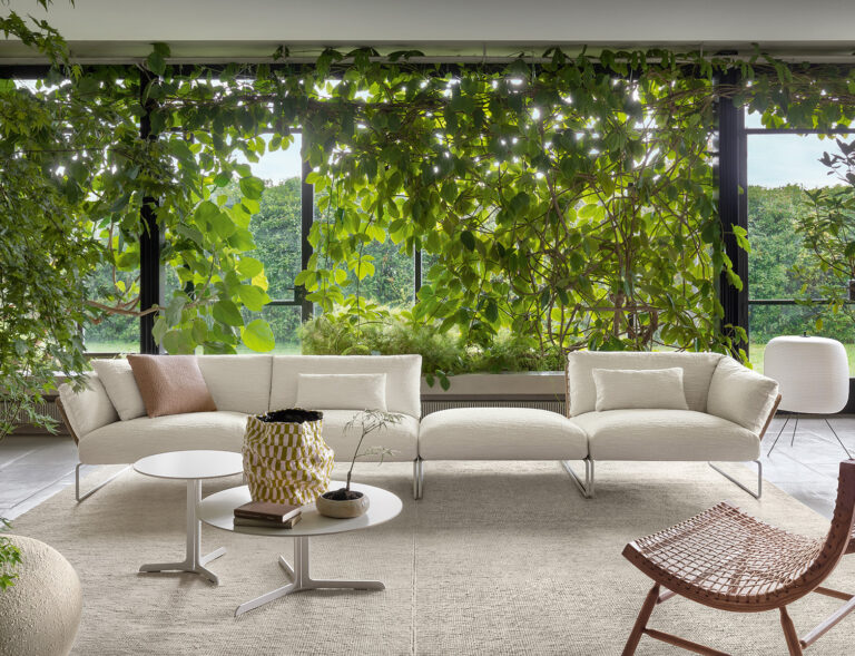 Saba's New Collection, Photographed in a Greenery-Filled Italian Villa ...