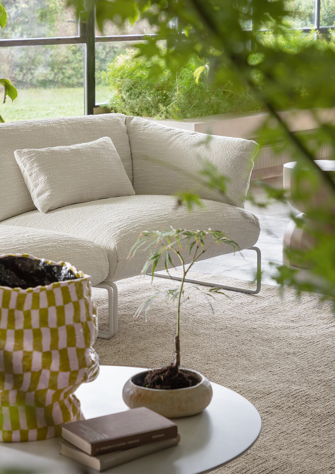 Saba's New Collection, Photographed in a Greenery-Filled Italian Villa ...