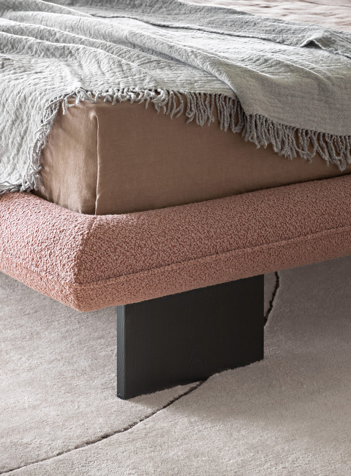 Saba's New Collection, Photographed in a Greenery-Filled Italian Villa ...