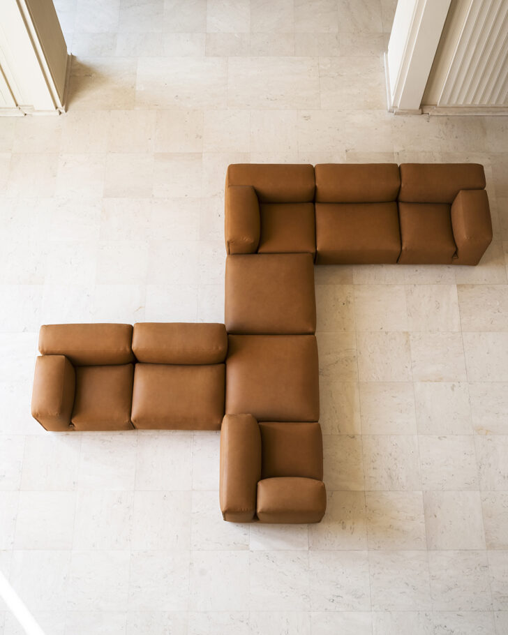 The Latest Iconic Italian Sofa Reissue, Bellini's 1972 Le Mura, Has ...