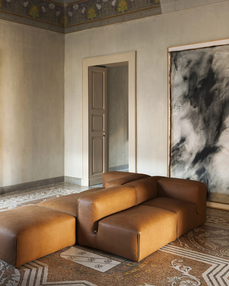 The Latest Iconic Italian Sofa Reissue, Bellini's 1972 Le Mura, Has ...