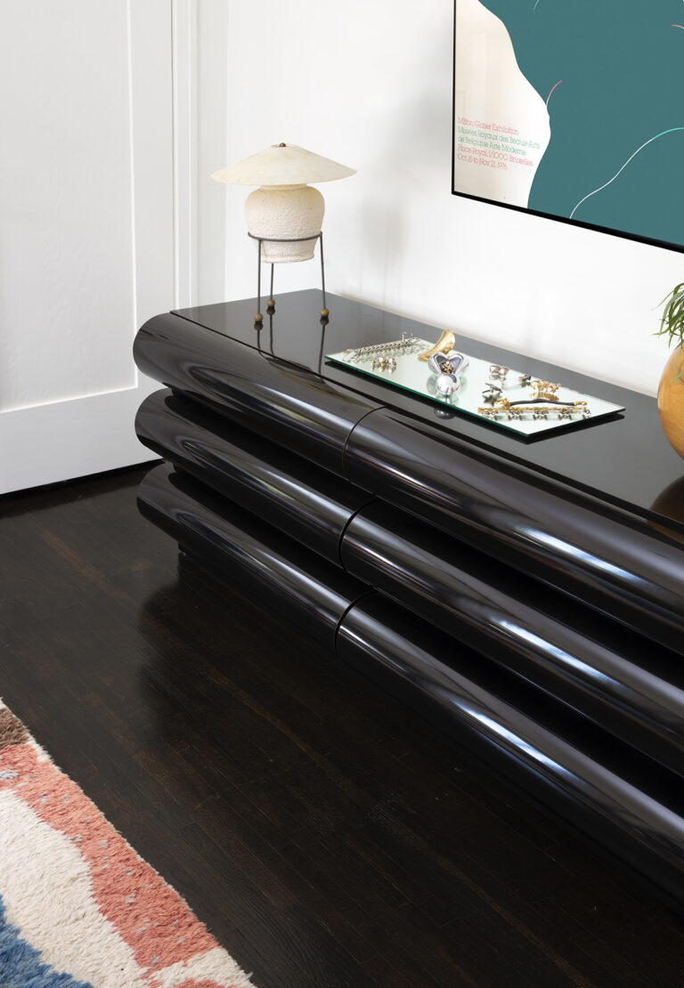 Almost Everything in Lisa Mayock and Jeff Halmos's LA Home is Vintage ...