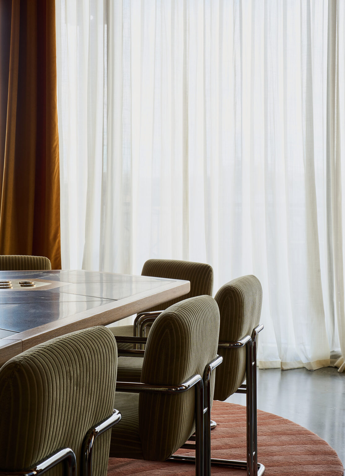 The Malin Opens a Moody, Textured, Pine-Accented Location in Nashville ...